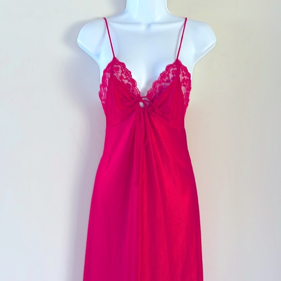 jcpenney | Intimates & Sleepwear | Jcpenney Vintage Long Fuchsia ...